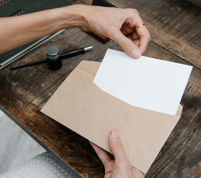 Hoe maak je een formele Franse Brief?